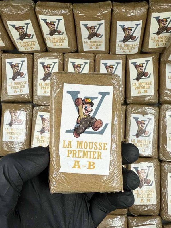 LA MOUSSE MARIO | LA MOUSSE MARIO HASH MARIJUANA